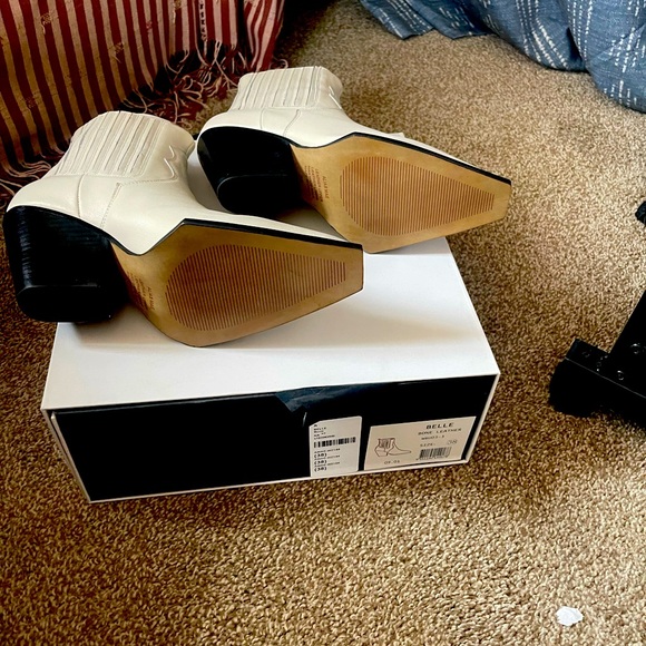 Alias Mae | Shoes | Worn Once In Excellent Condition Love Love Love ...